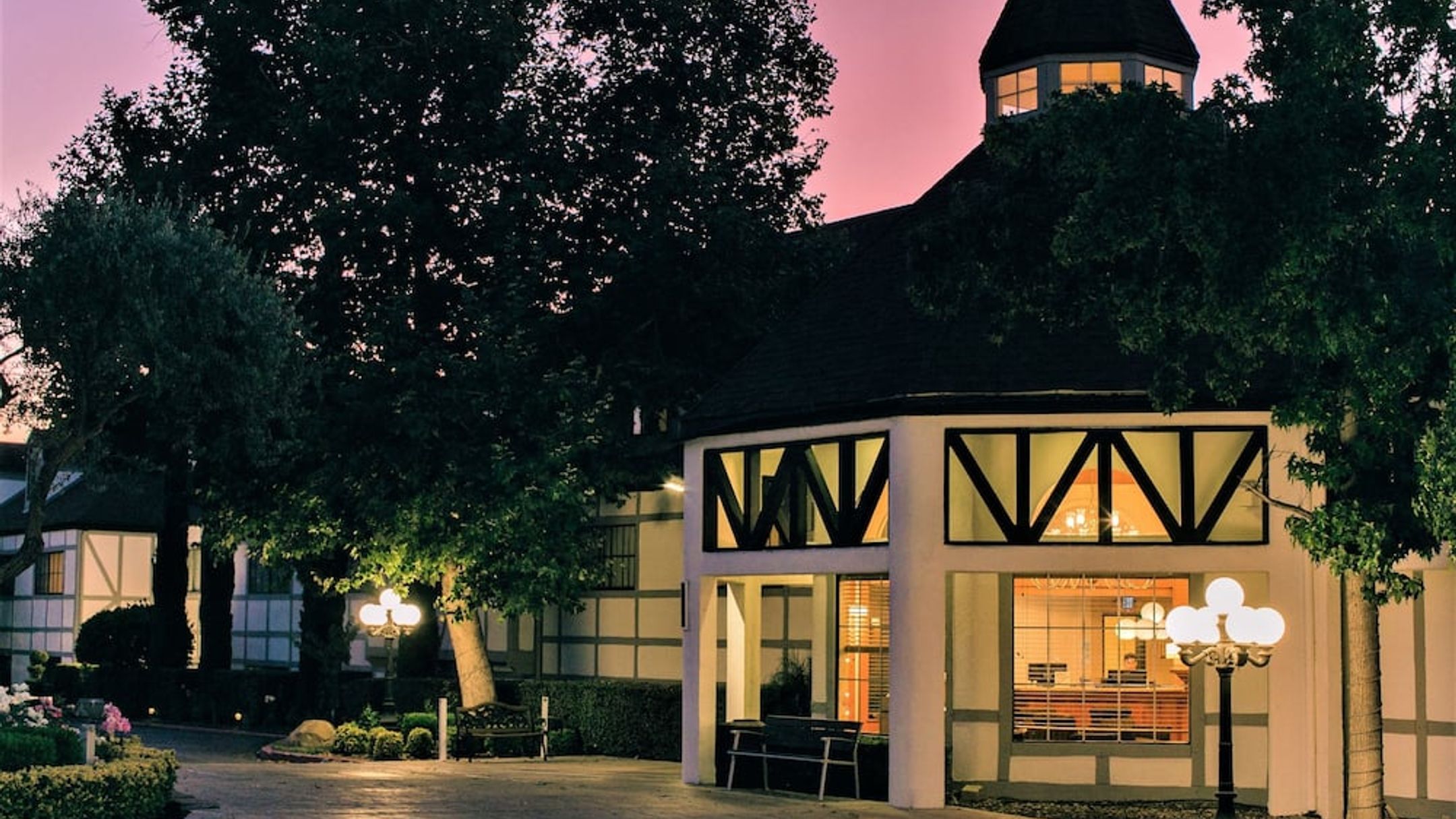 Vinland Hotel and Lounge vanaf €118. Solvang Hotels - KAYAK